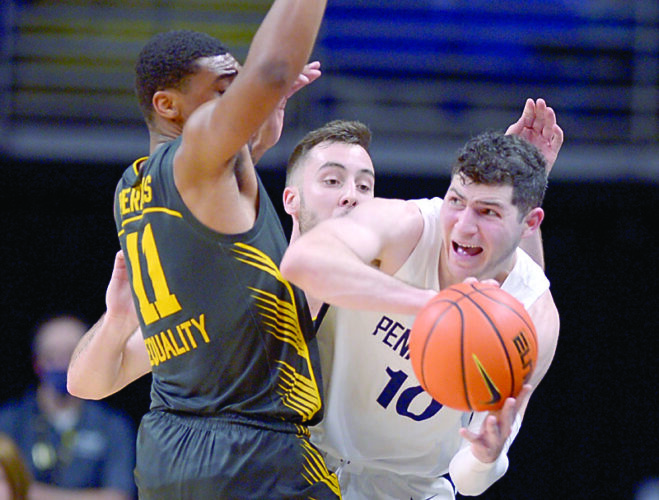 Lions hold on in final seconds | News, Sports, Jobs - Altoona Mirror